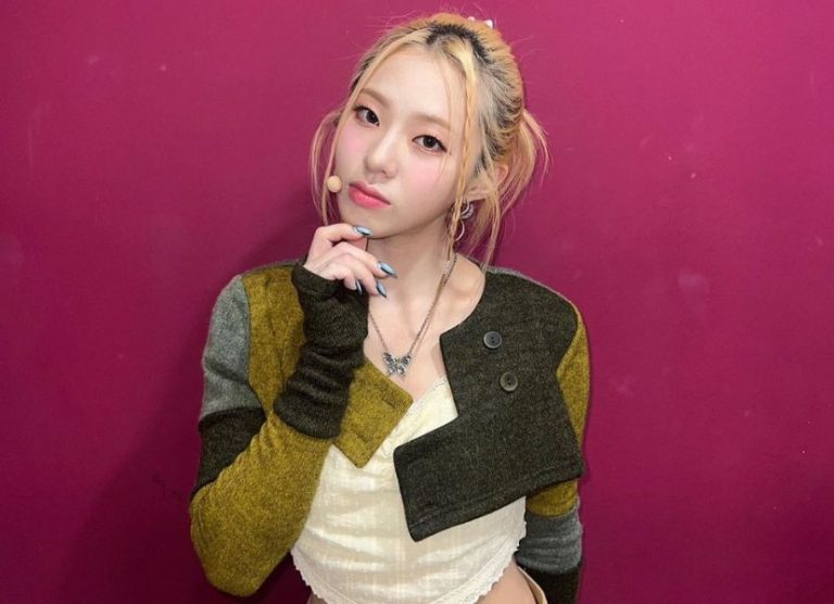 Chaerin (ICHILLIN’) Profile, Age, Birthday, Height, & Facts