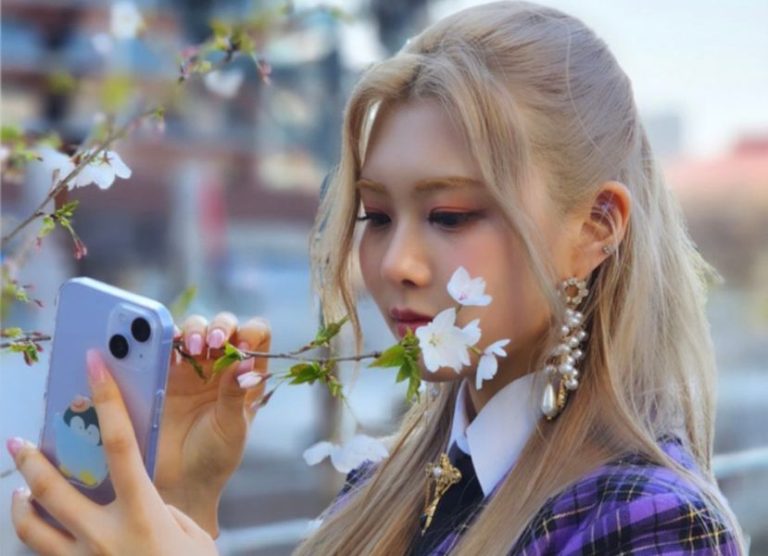 Swan (PURPLE KISS) Profile, Age, Birthday, Height, & Facts