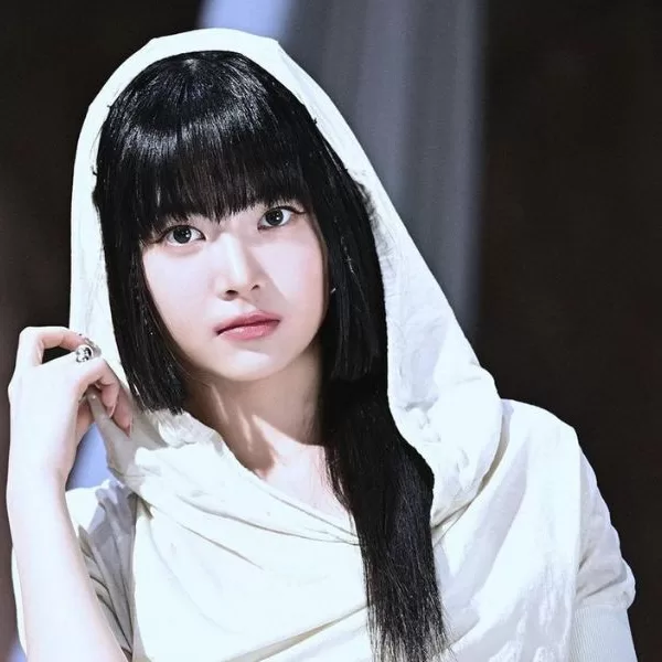 Eunchae (LE SSERAFIM) Perfil e Fatos - Cantores de Kpop