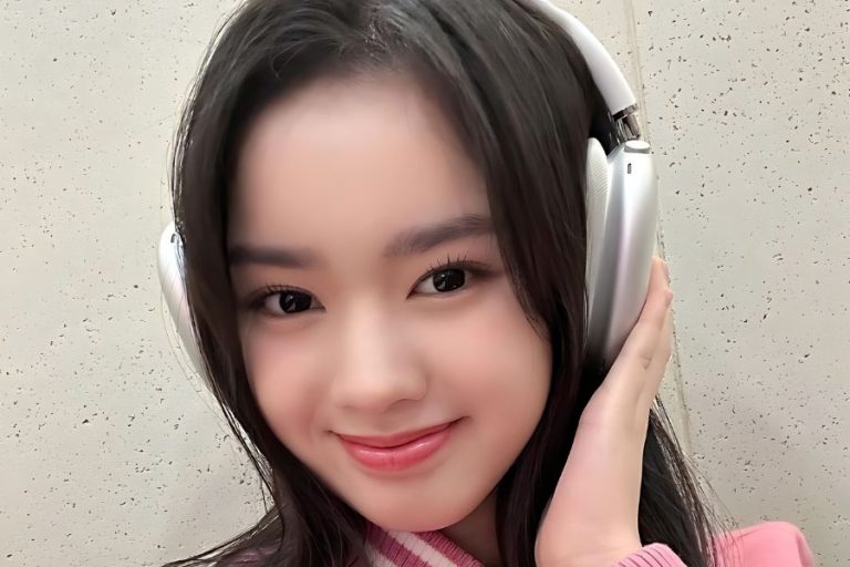 Elisia (UNIS) Profile, Age, Birthday, Height & Facts