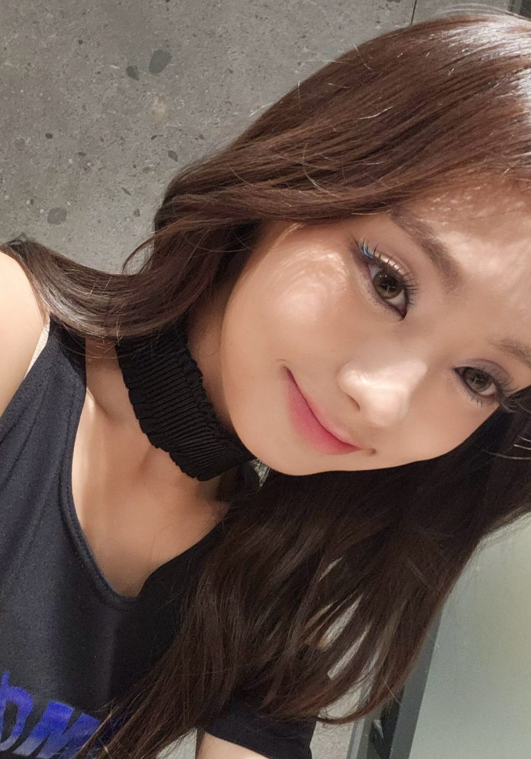 Jin Hyeonju/Belle (UNIS/cignature) Profile, Age, & Facts