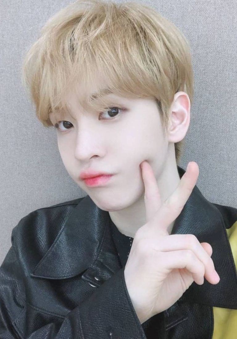 Allen (CRAVITY) Profile (Updated Facts!) - Kpop Singers