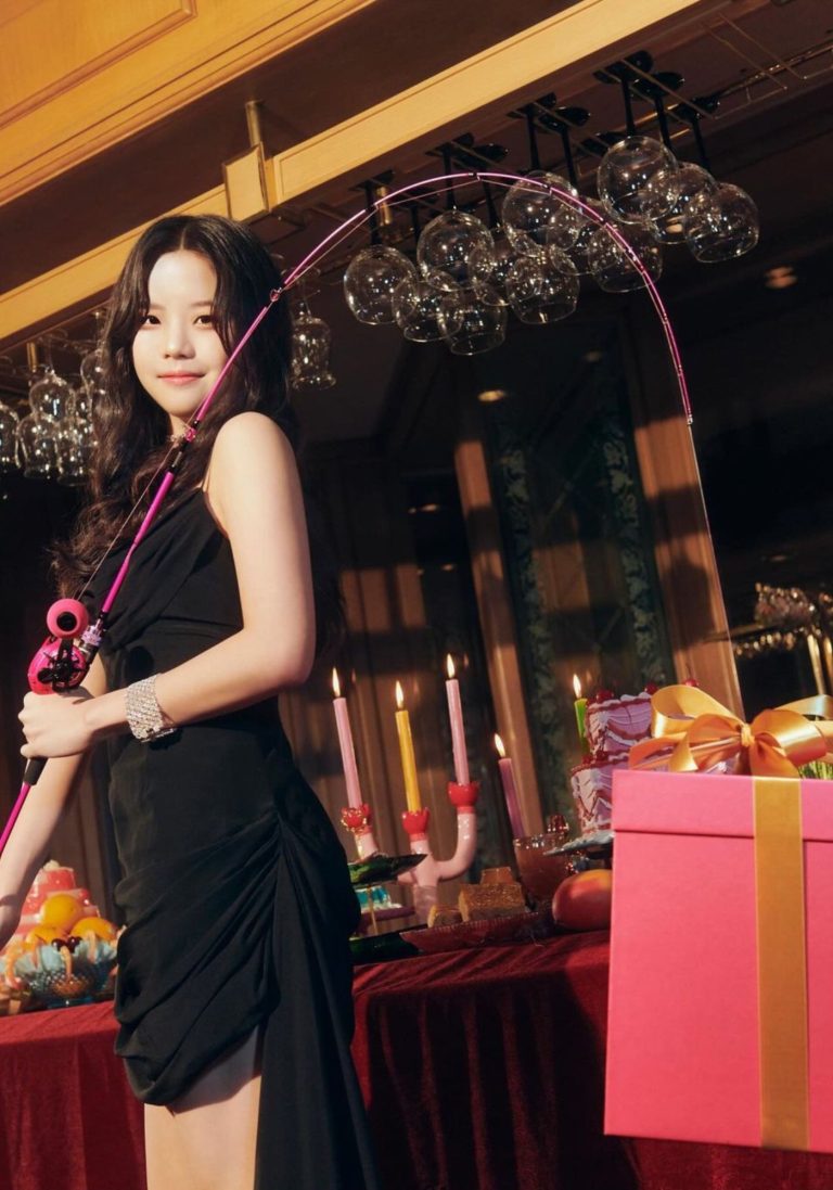 Kaylee (ex. VCHA) Profile, Age, Birthday, Height & Facts
