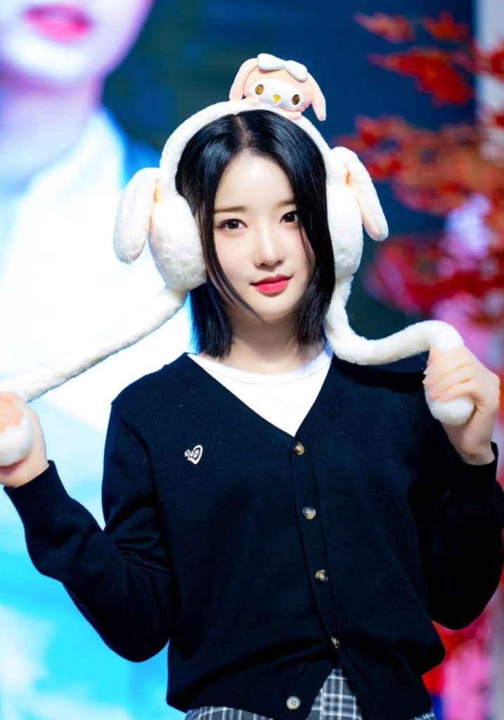 Kim Yooyeon (tripleS) Profile (Updated Facts!) - Kpop Singers