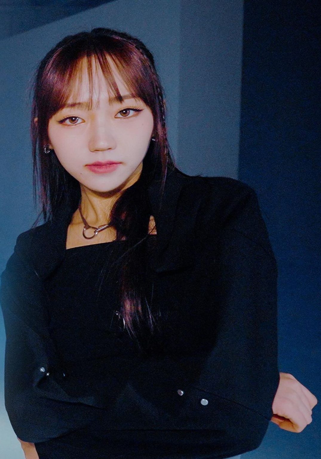 Park ShiOn (tripleS) Profile (Updated Facts!) - Kpop Singers