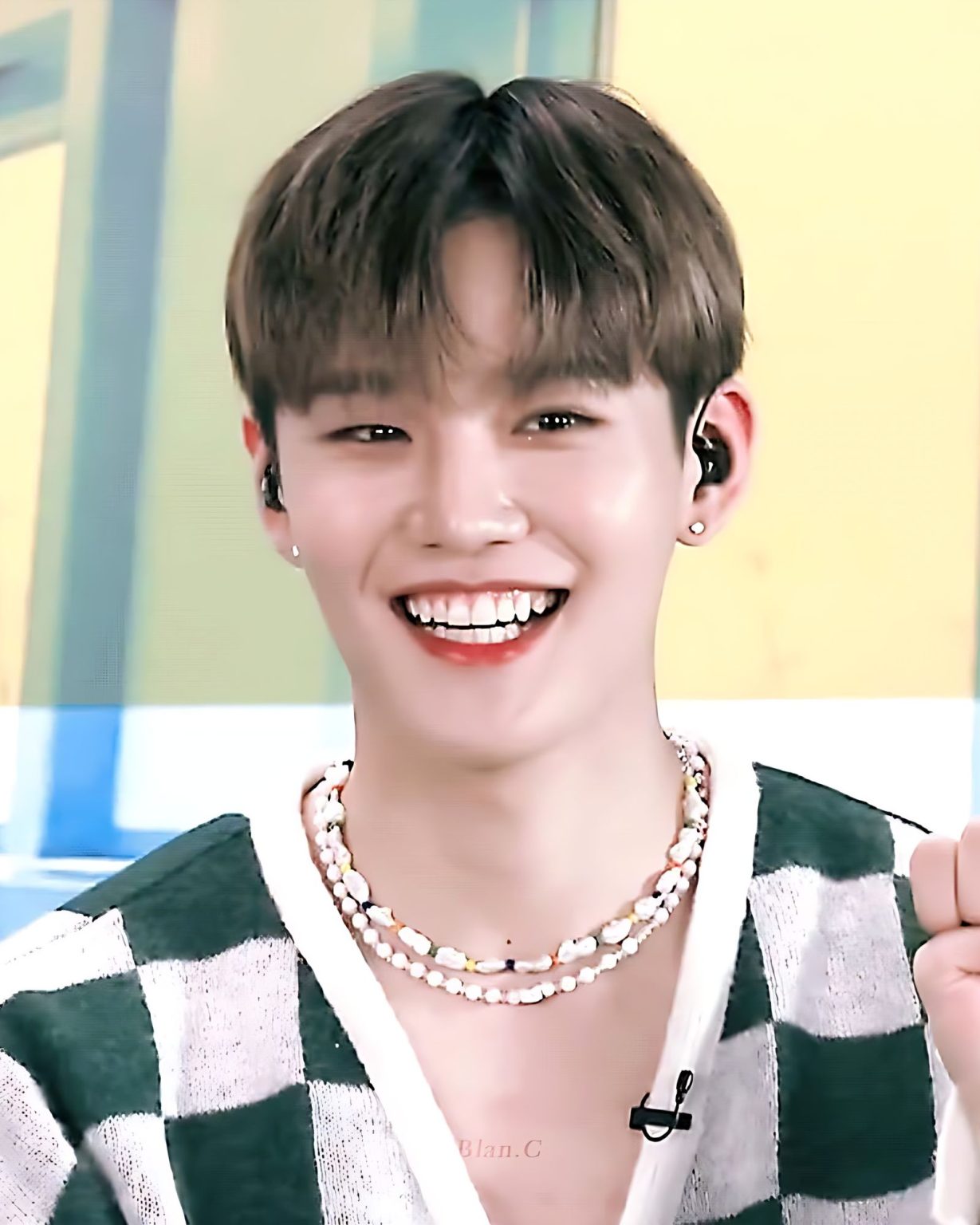 Build Up: Vocal Boy Group Survivor Contestants Profile