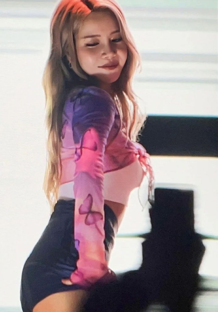 Solar (MAMAMOO) Profile (Updated Facts!) - Kpop Singers