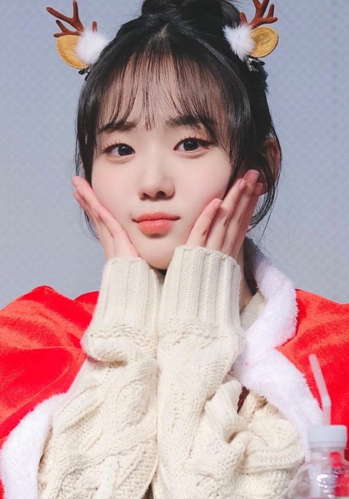 Yoon SeoYeon (tripleS) Profile (Updated Facts!) - Kpop Singers