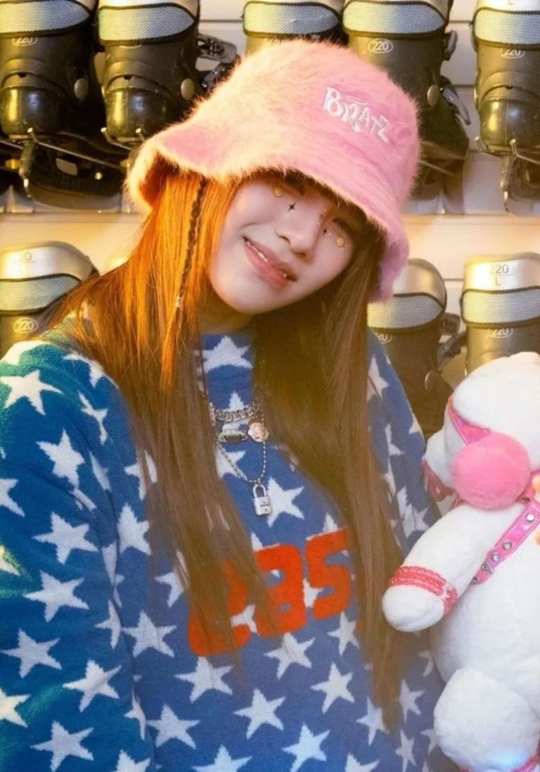 Doeun (YOUNG POSSE) Profile, Age, Birthday, Height, & Facts