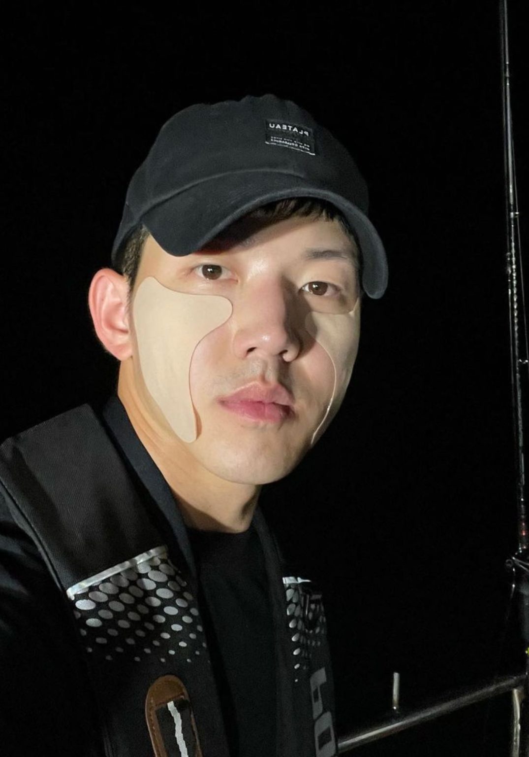 Dowoon (DAY6) Profile, Age, Birthday, Height, & Facts