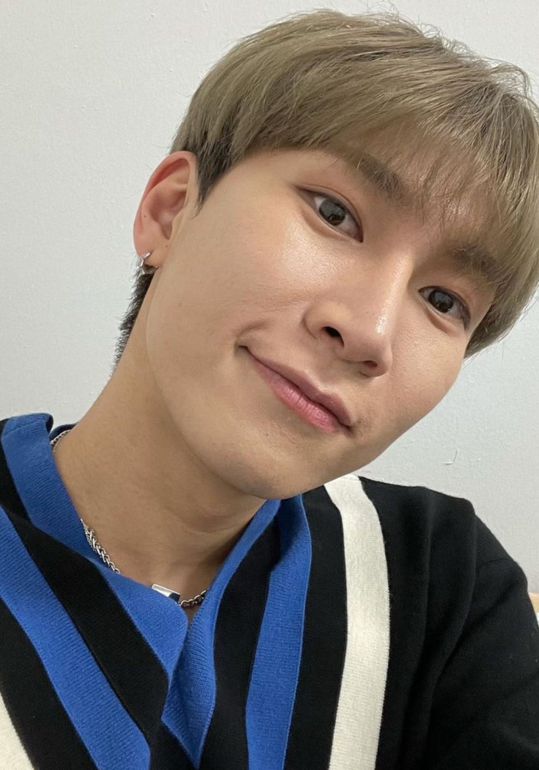 Seo Eunkwang (BTOB) Profile, Age, Birthday, Height, & Facts