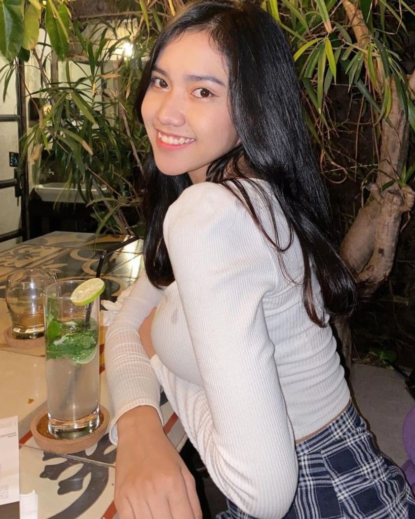 UPgirls Members Profile, Ages, Heights, & (Updated Facts!)