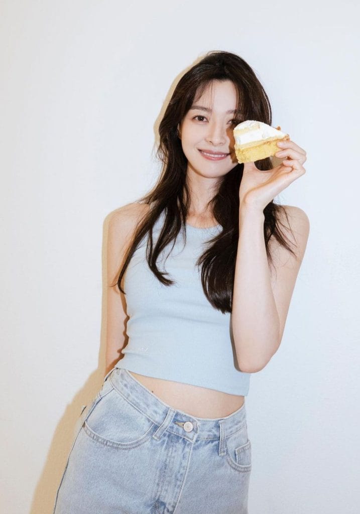 NARA (Hello Venus) Profile, Age, Birthday, Height, & Facts