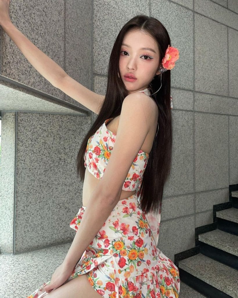 OH MY GIRL Members Profile, Ages, Heights & (Updated Facts!)