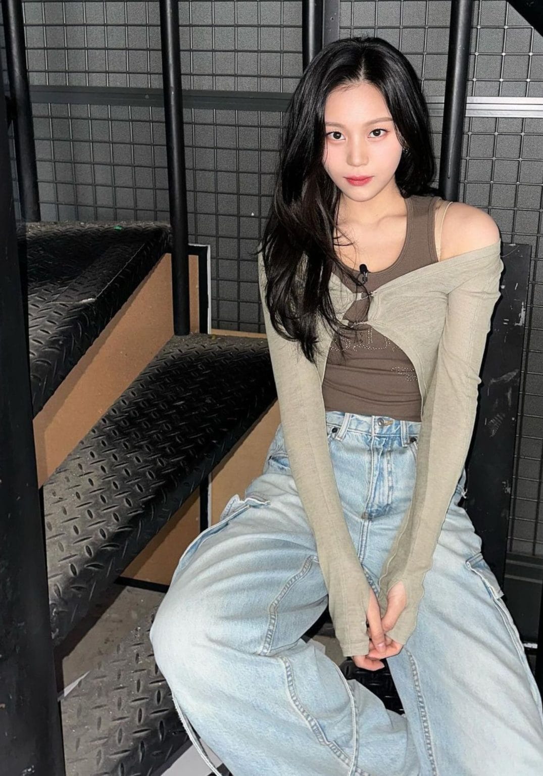 Umji (VIVIZ) Profile, Age, Birthday, Height, & Facts