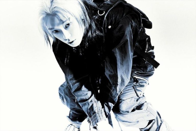 Bobby (iKON) Profile, Age, Birthday, Height, & Facts