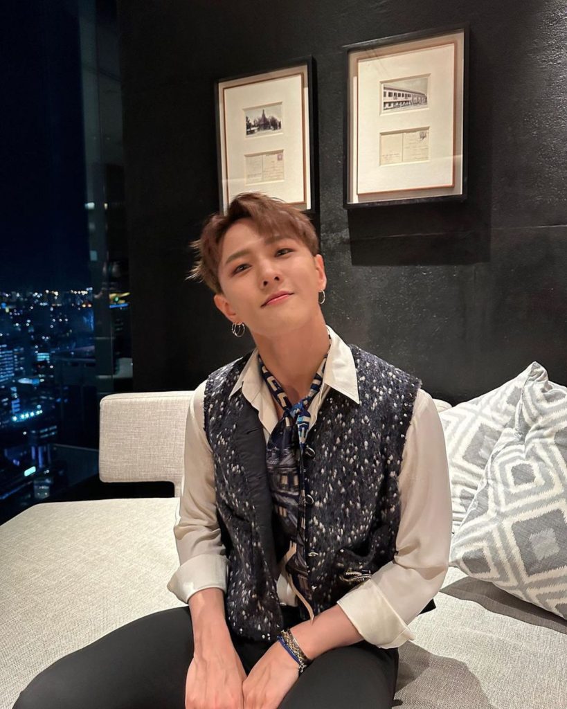 iKON Members Profile, Ages, Heights, & (Updated Facts!)