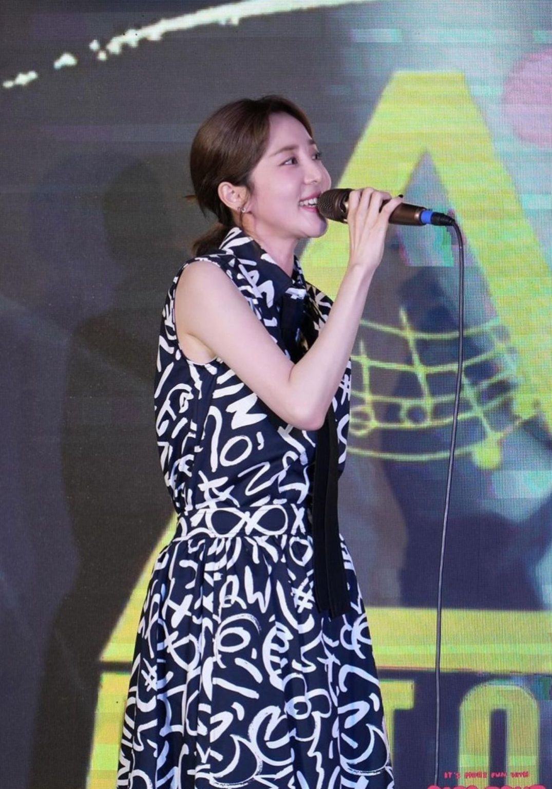 Sandara Park Profile, Age, Height, & (Updated Facts!)