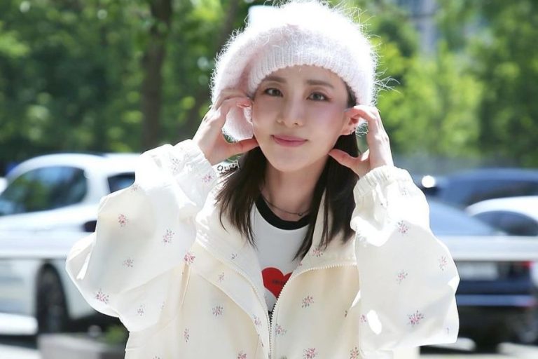 Sandara Park Profile, Age, Height, & (Updated Facts!)
