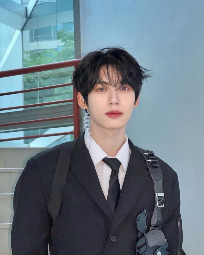 ZEROBASEONE (ZB1) Profile, Ages, & (Updated Facts!)