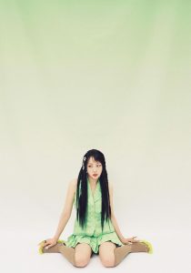 Yves (LOONA) Profile, Age, Birthday, Height, & Facts