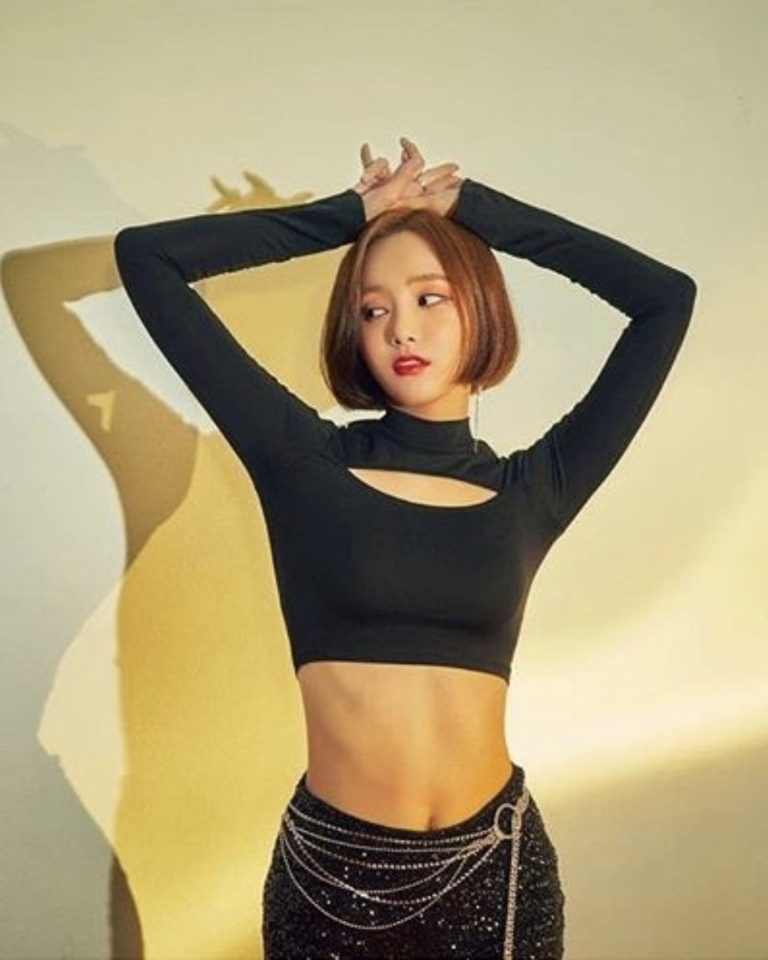 MOMOLAND Members Profile, Ages, Heights, & (Updated Facts!)