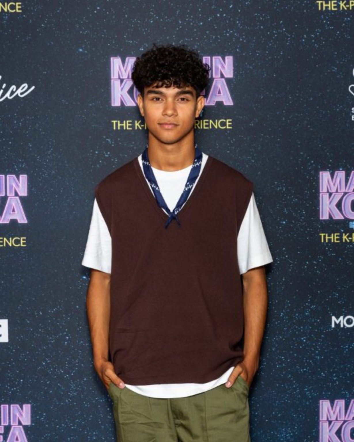 Dear Alice Members Profile, Ages, & (Updated Facts!)