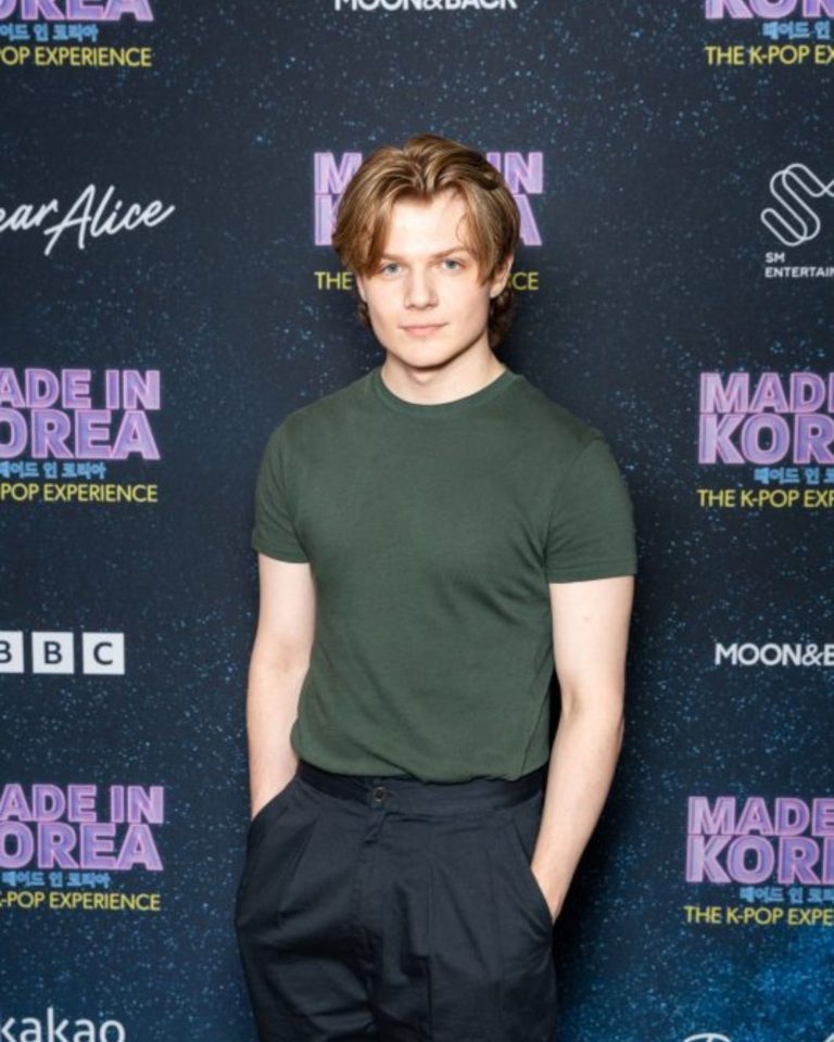 Dear Alice Members Profile, Ages, & (Updated Facts!)