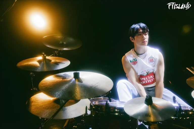 Choi Minhwan (FTISLAND) Profile, Age, Height, & Facts