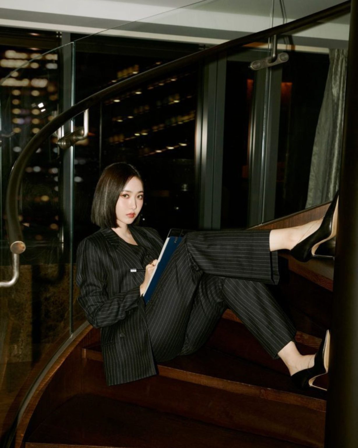 GFRIEND Members Profile, Ages, Heights, & (Updated Facts!)