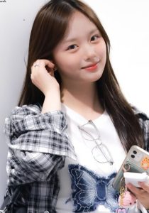 SeoAh (tripleS) Profile, Age, Birthday, Height, & Facts