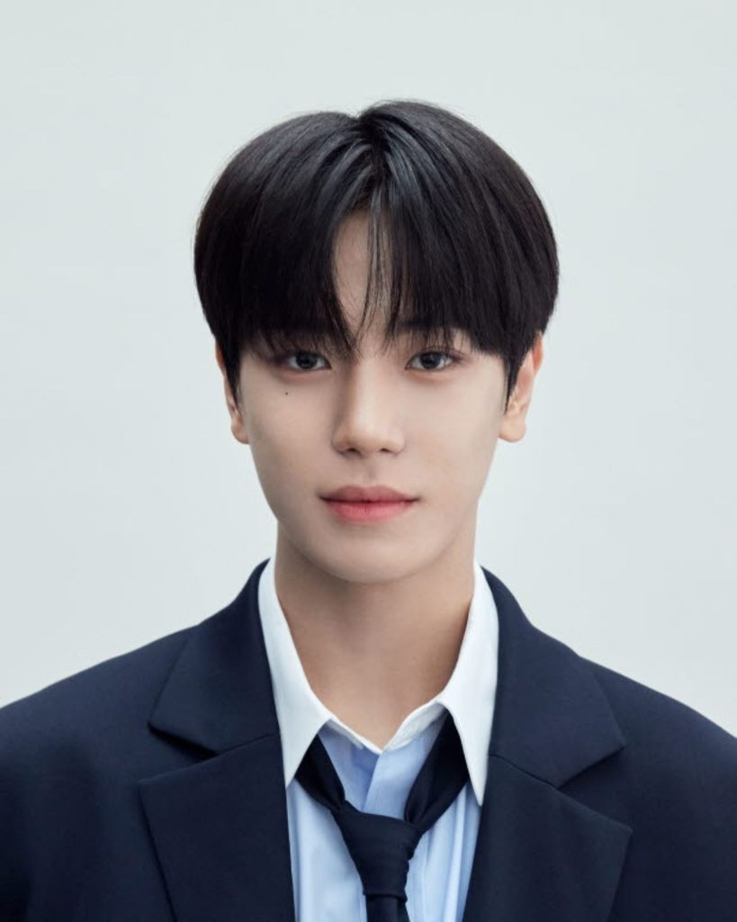 CLOSE YOUR EYES Members Profile, Ages, & (Updated Facts!)