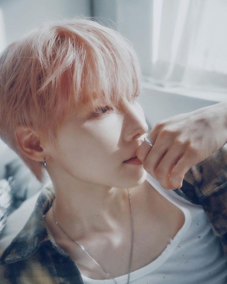 AB6IX Members Profile, Ages, Heights, & (Updated Facts!)