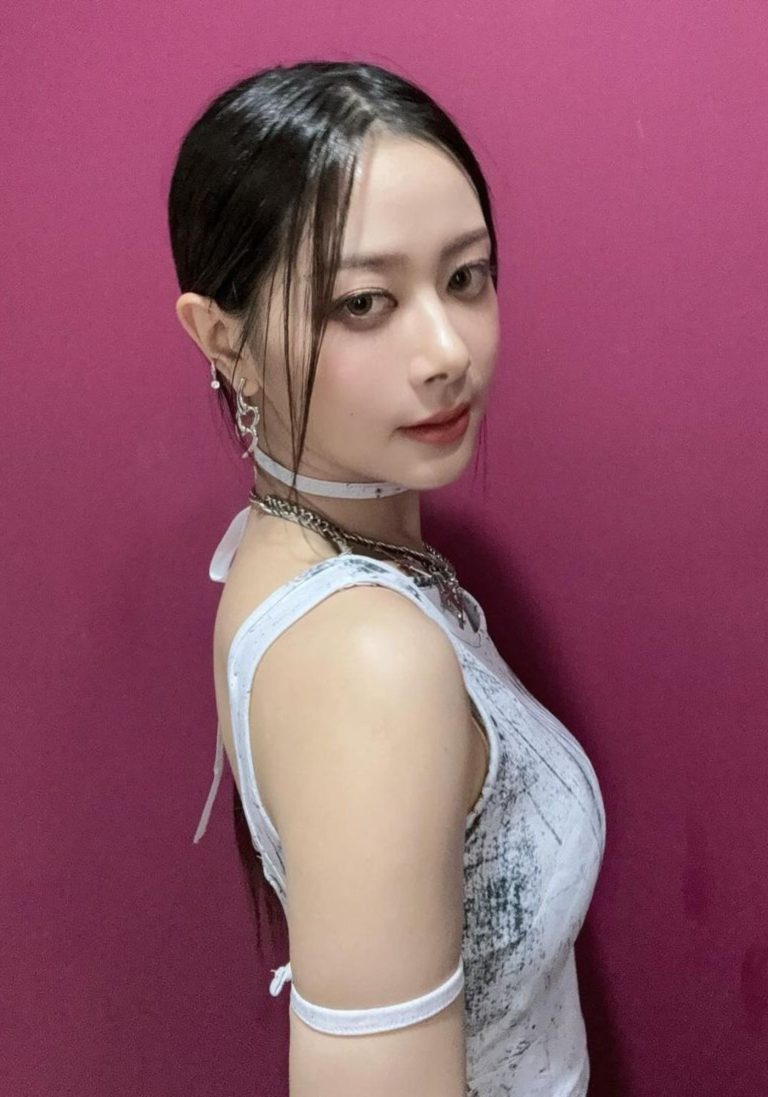 XXIN (GENBLUE) Profile, Age, Birthday, Height, & Facts