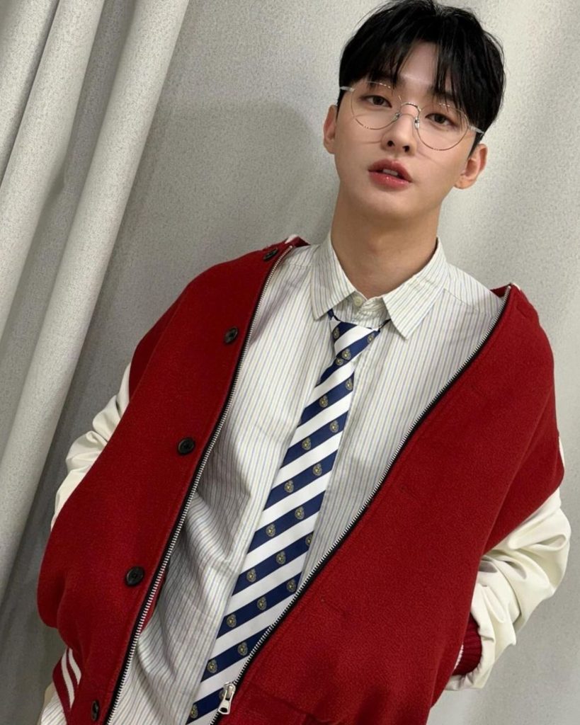 Wanna One Members Profile, Ages, Heights, & (Updated Facts!)