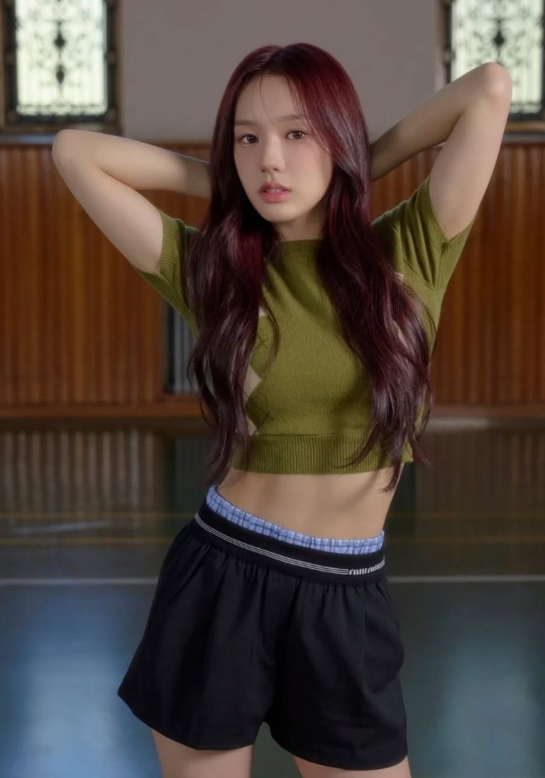 Ryu Sarang (izna) Profile, Age, Birthday, Height, & Facts