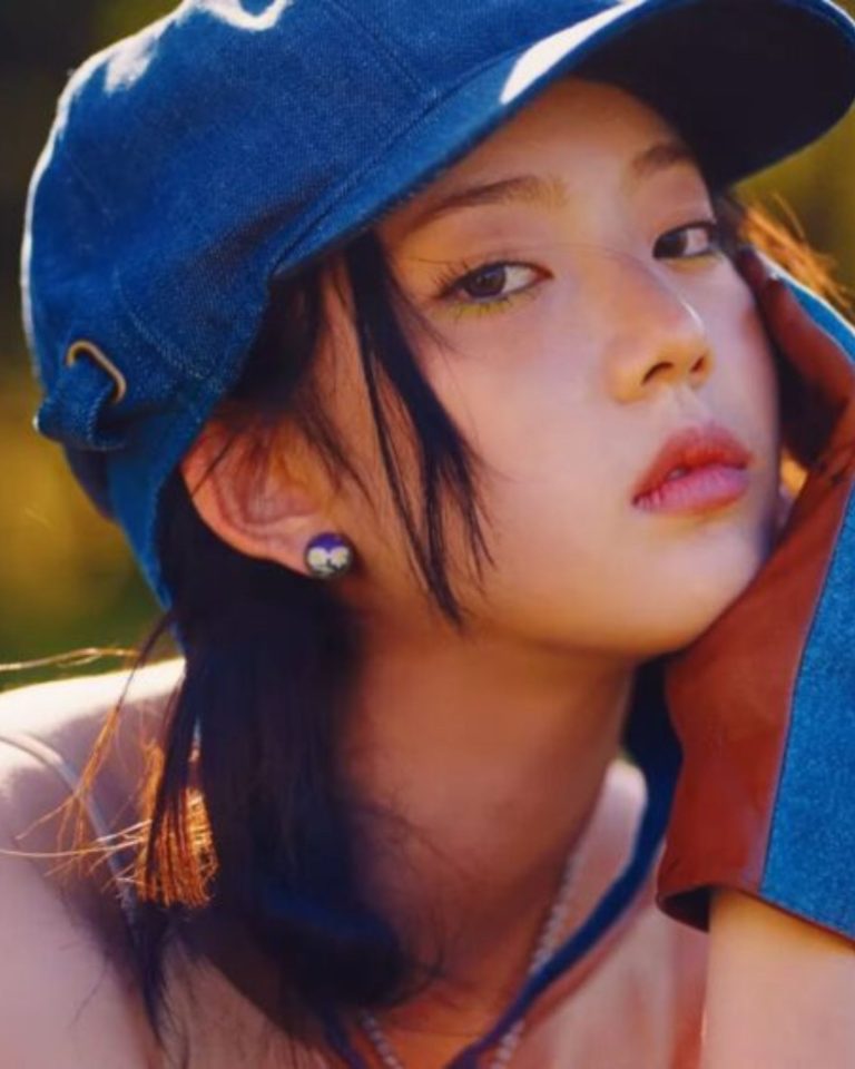 Kiiikiii Members Profile, Ages, Heights, & (Updated Facts!)