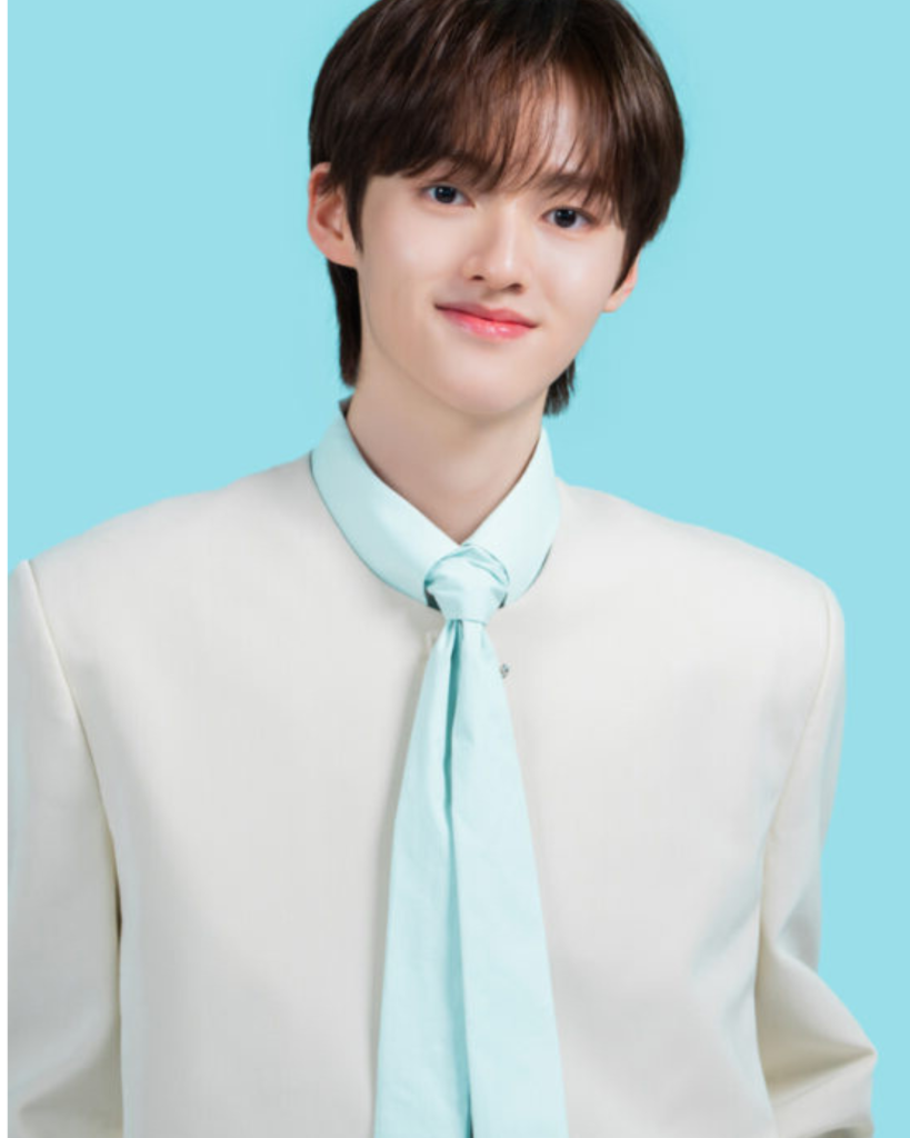 YUHZ Members Profile, Ages, Heights, & (Updated Facts!)